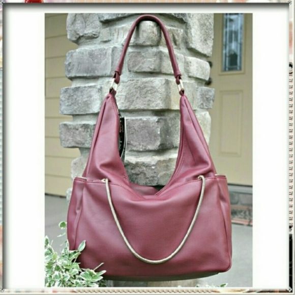 JustFab | Bags | Justfab Shoulder Bag With Chain In Bordeaux | Poshmark